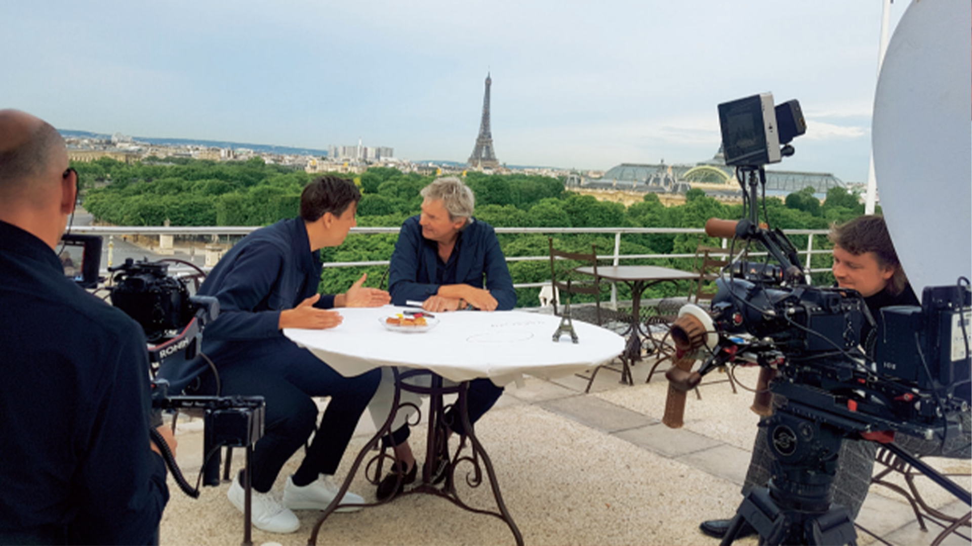 Á Paris - VARAgids - BNNVARA